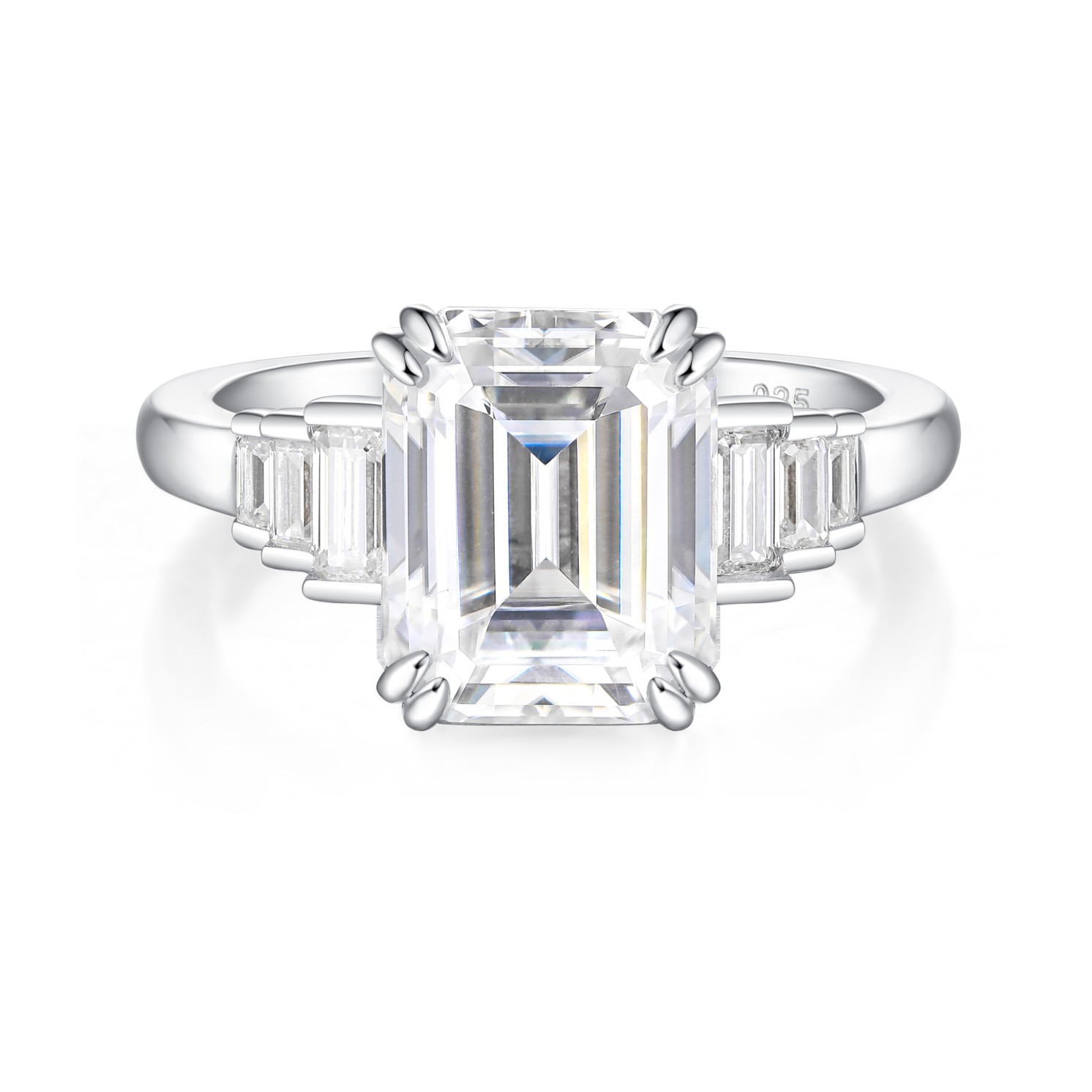 Rectanglo - Smaragd Geslepen Moissanite Ring met Baguette Accenten